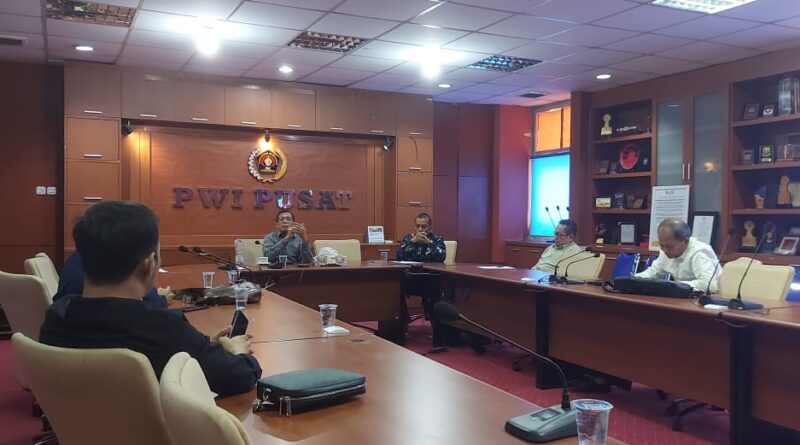 Pendidikan dan UKW Program Prioritas Kepemimpinan Hendry Ch Bangun ... Pendidikan dan UKW Program Prioritas Kepemimpinan Hendry Ch Bangun ...